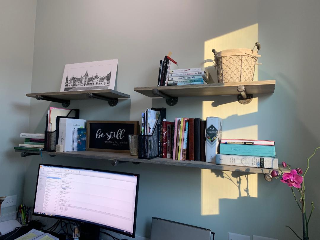 Shelf project…finished… – Shrinking Shay